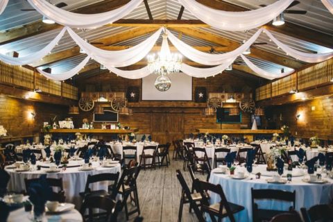 Hidden Barn Wedding Venue - Rustic Weddings in Apopka, FL